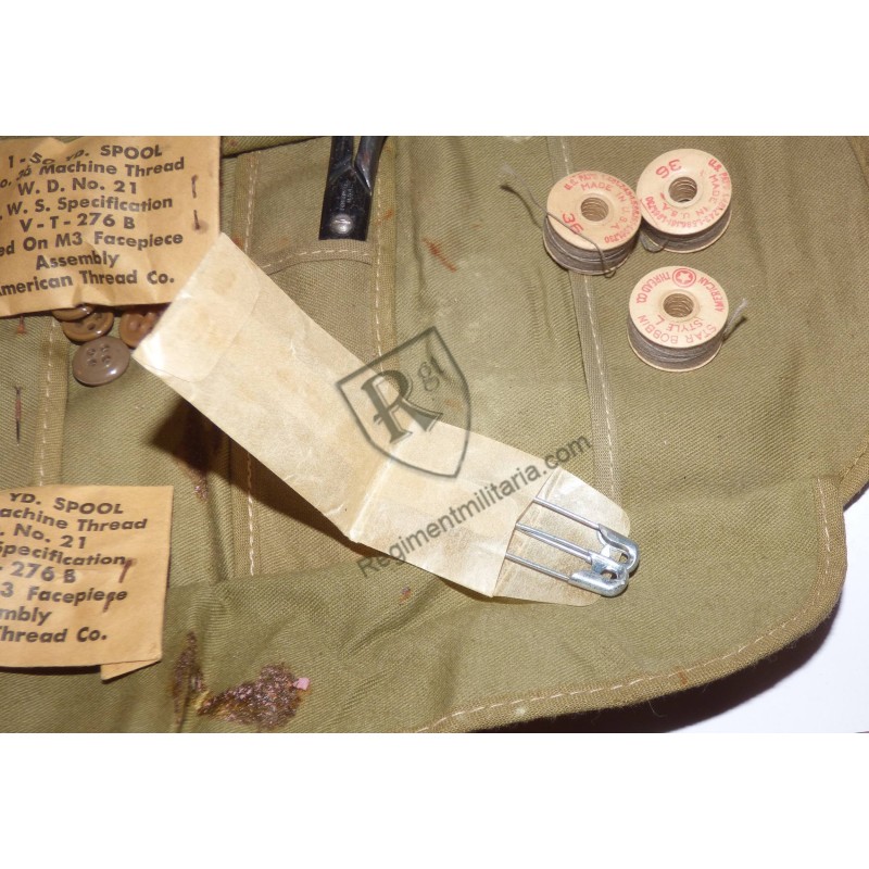 US ARMY sewing kit